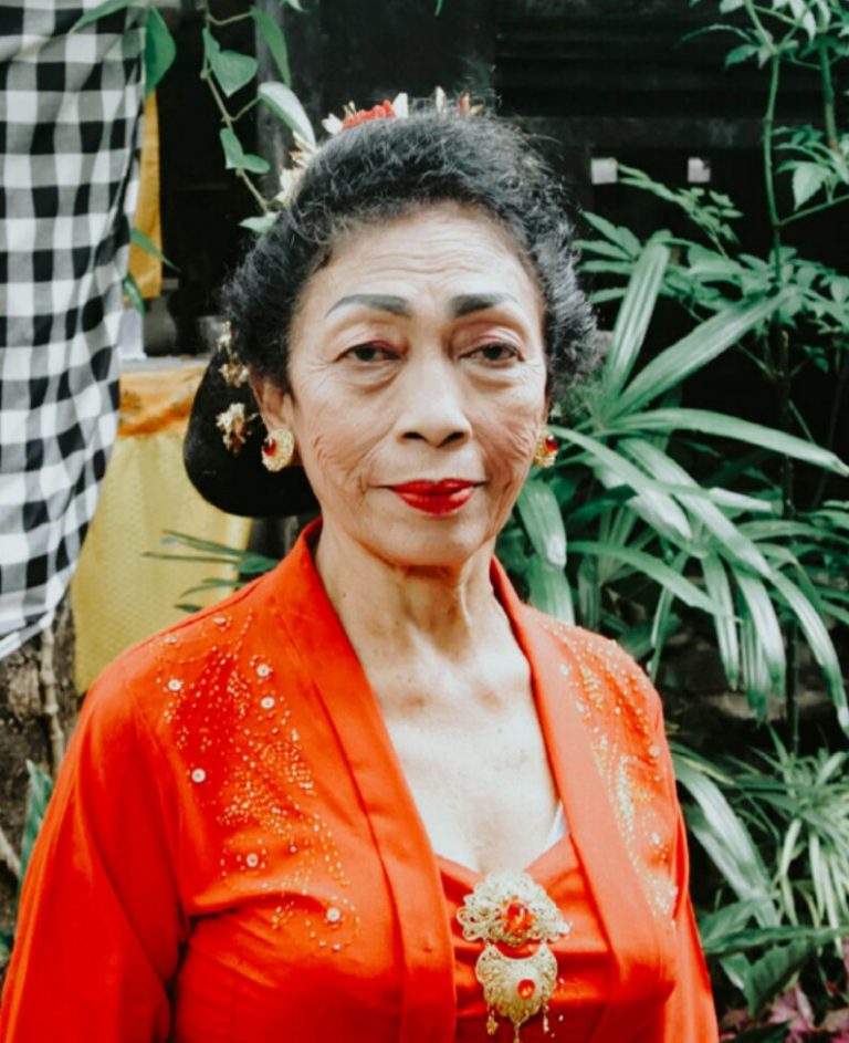 Ni Wayan Latri Legenda Mantri Manis Arja Keramas